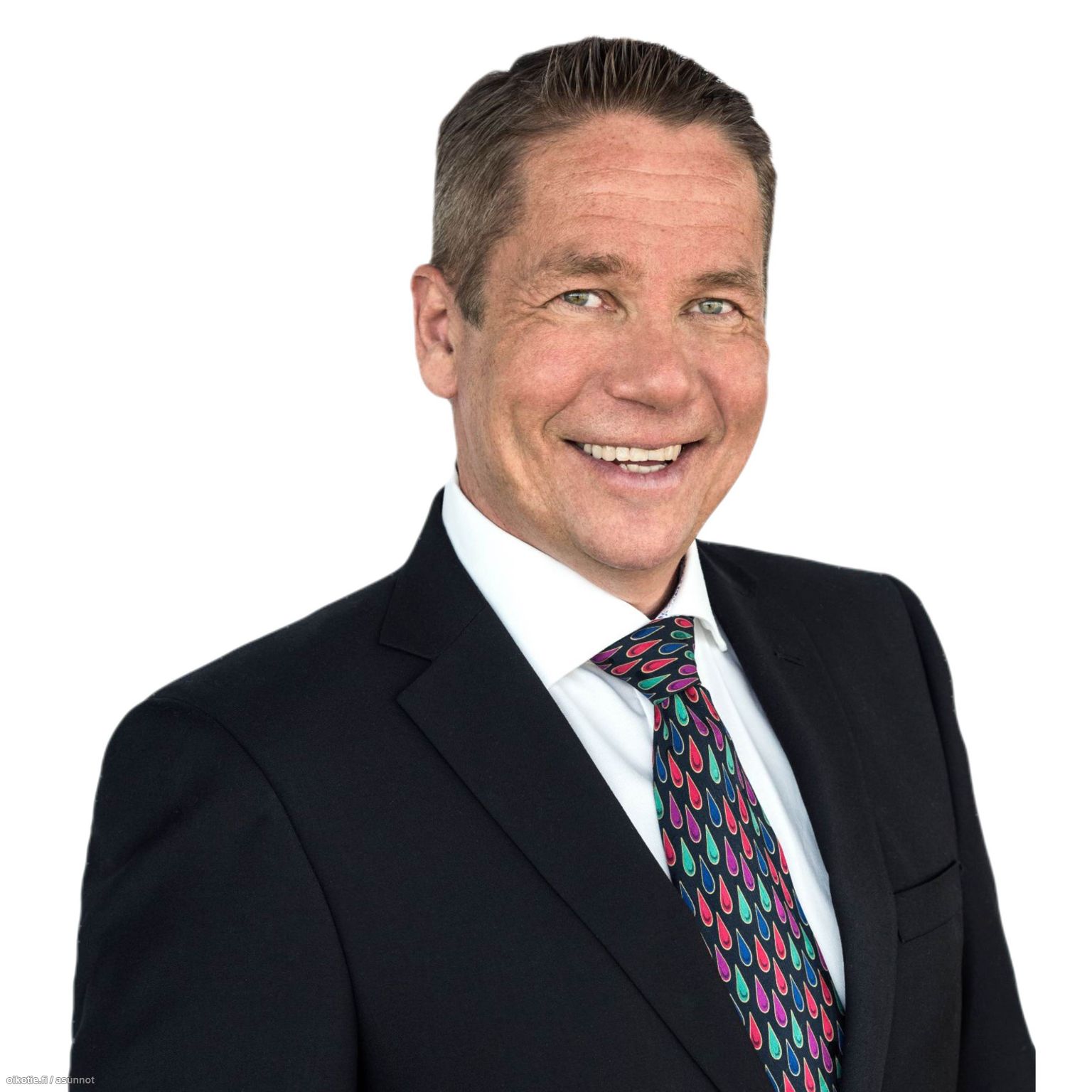 Pekka Puustinen - RE/MAX Elegance | LKV HomeWay Oy, Oikotie Asunnot