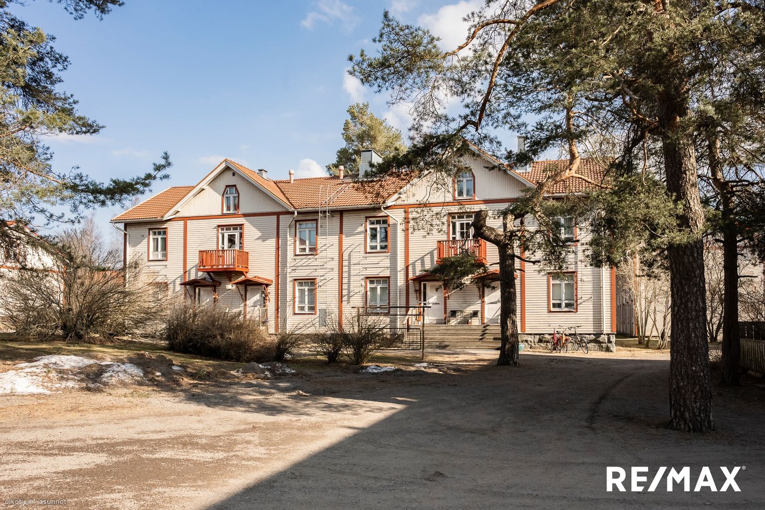 49 m² Keskikatu 13 E, 05800 Hyvinkää Kerrostalo Kaksio myynnissä ...