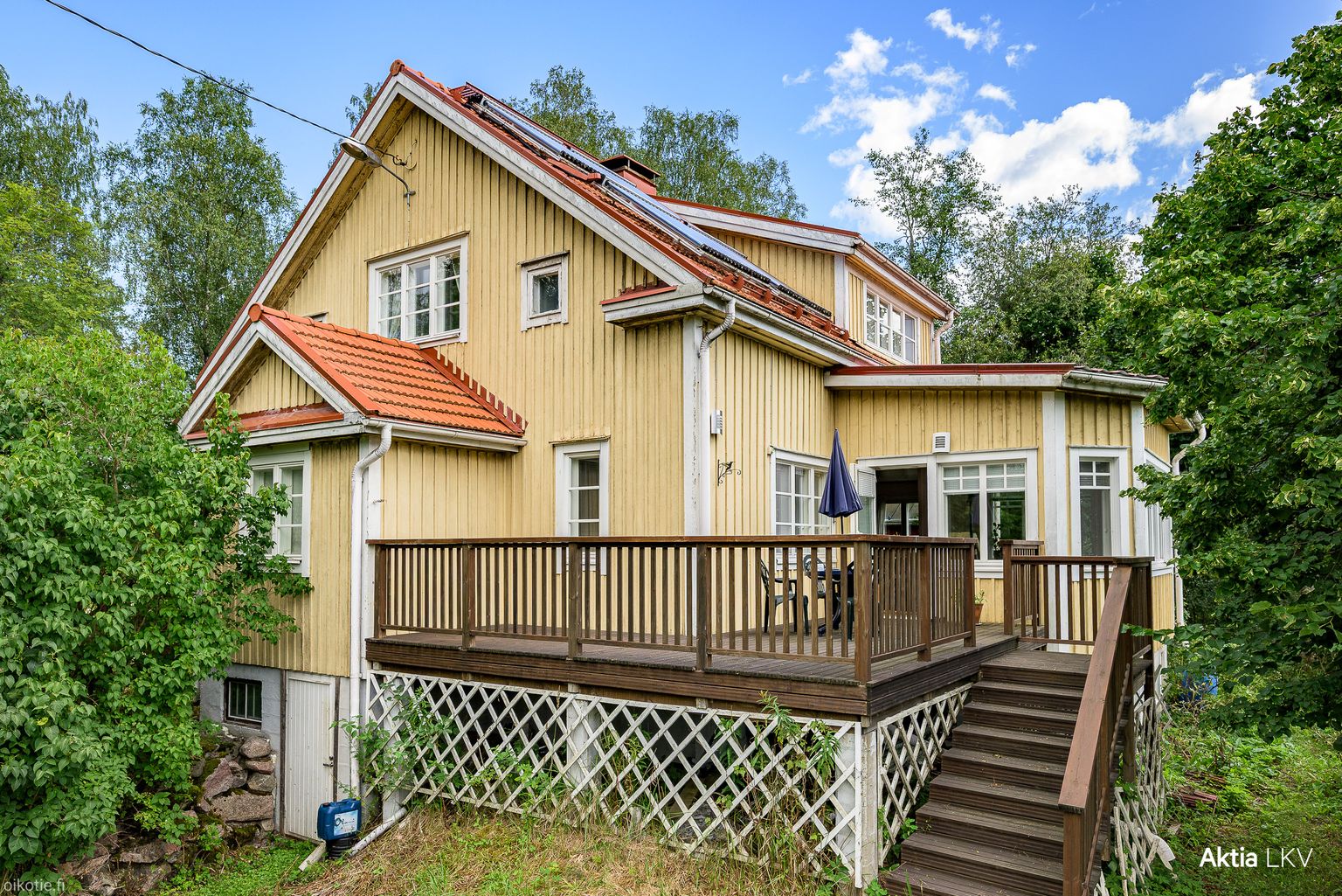 230 m² Huopatie 13, 02580 Siuntio Omakotitalo myynnissä - Oikotie 23618382