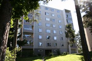 Hintsa Knaapin katu 10 - Varissuo, Turku