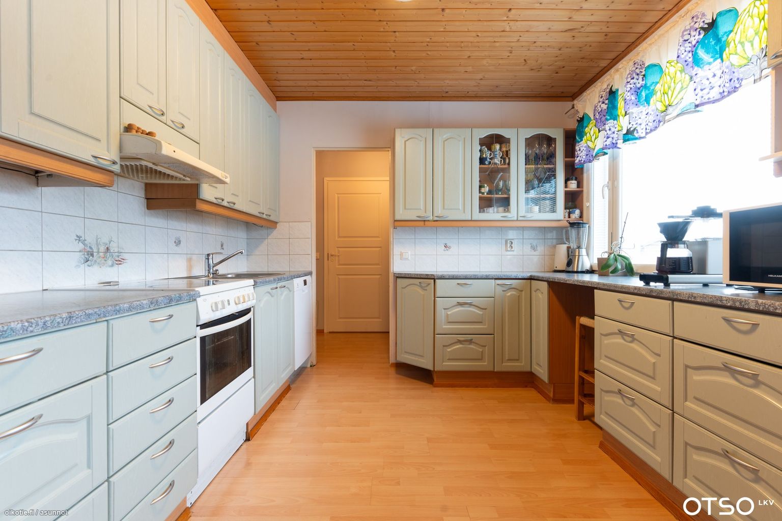 156 m² Pellimaantie 14, 28400 Ulvila Omakotitalo 8h myynnissä - Oikotie ...
