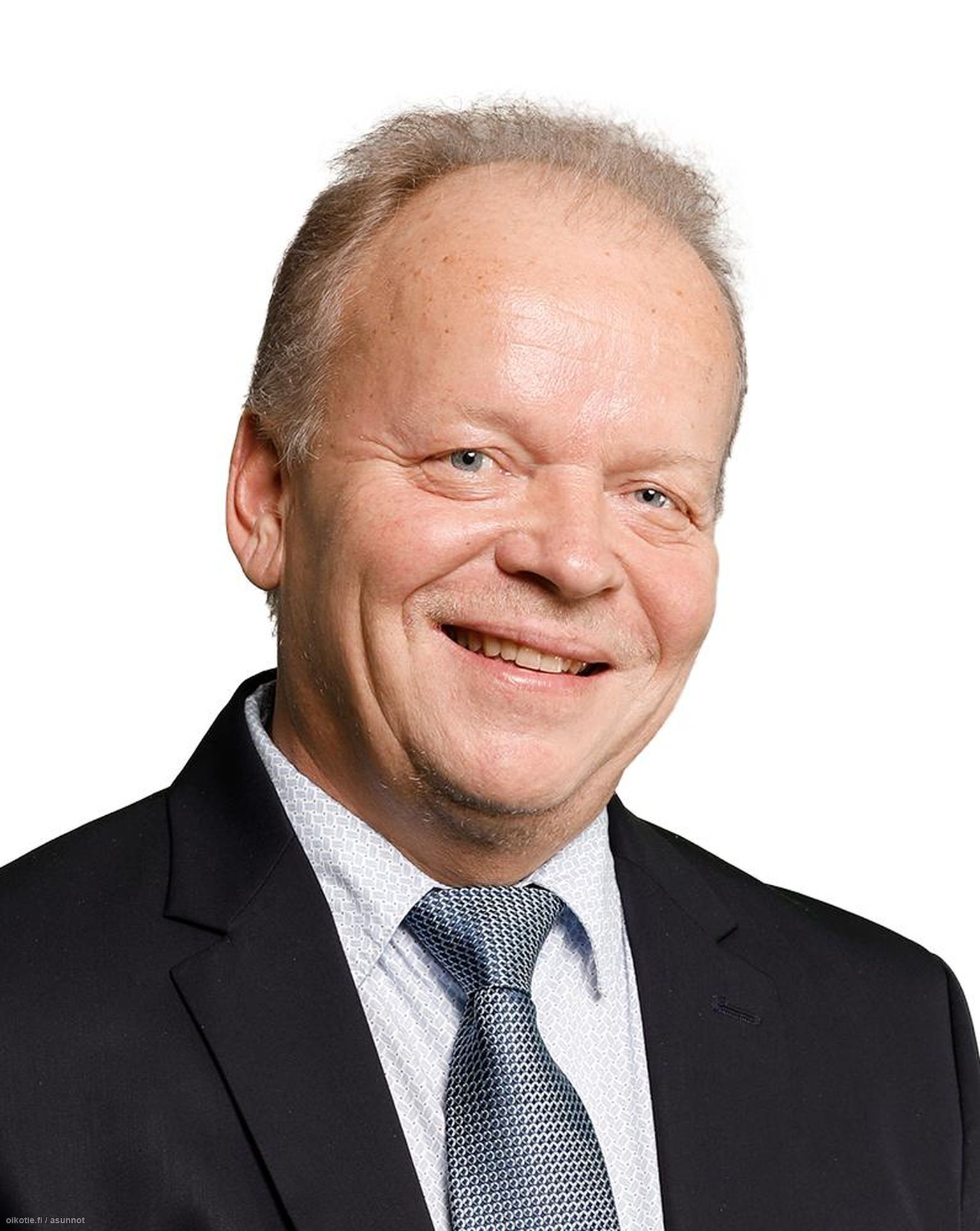 Kari Hyry - Kiinteistömaailma Helsinki Hakaniemi | Asuntovirta Oy ...