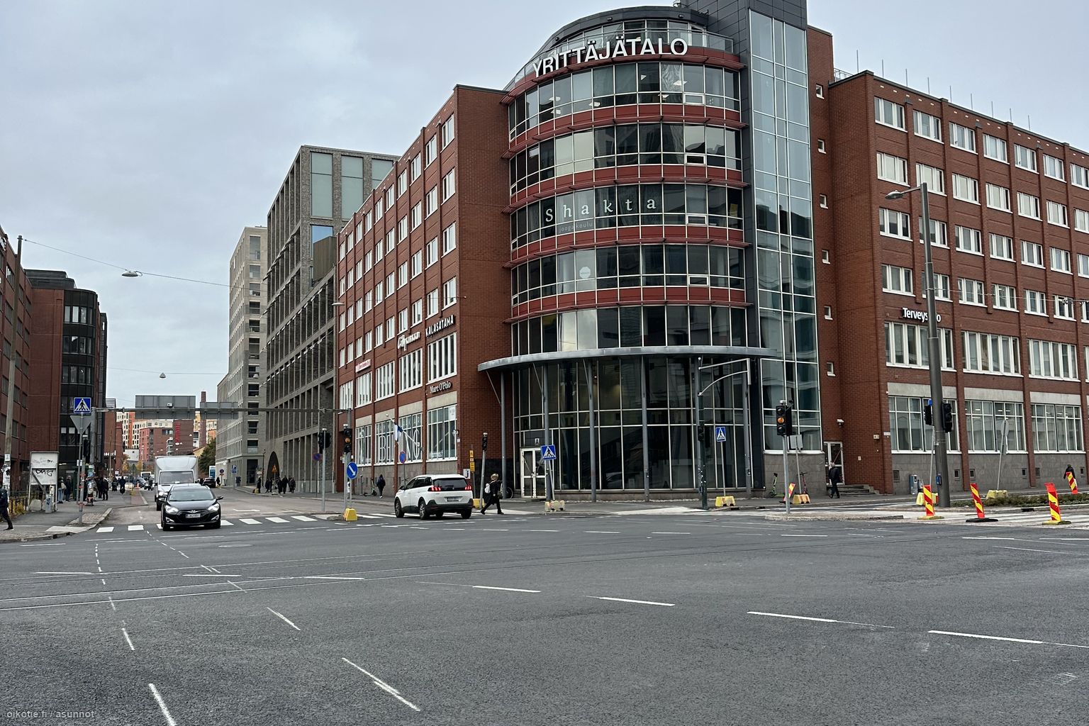 531 m² Hermannin rantatie 2 B, 00580 Helsinki Toimistotila myynnissä ...