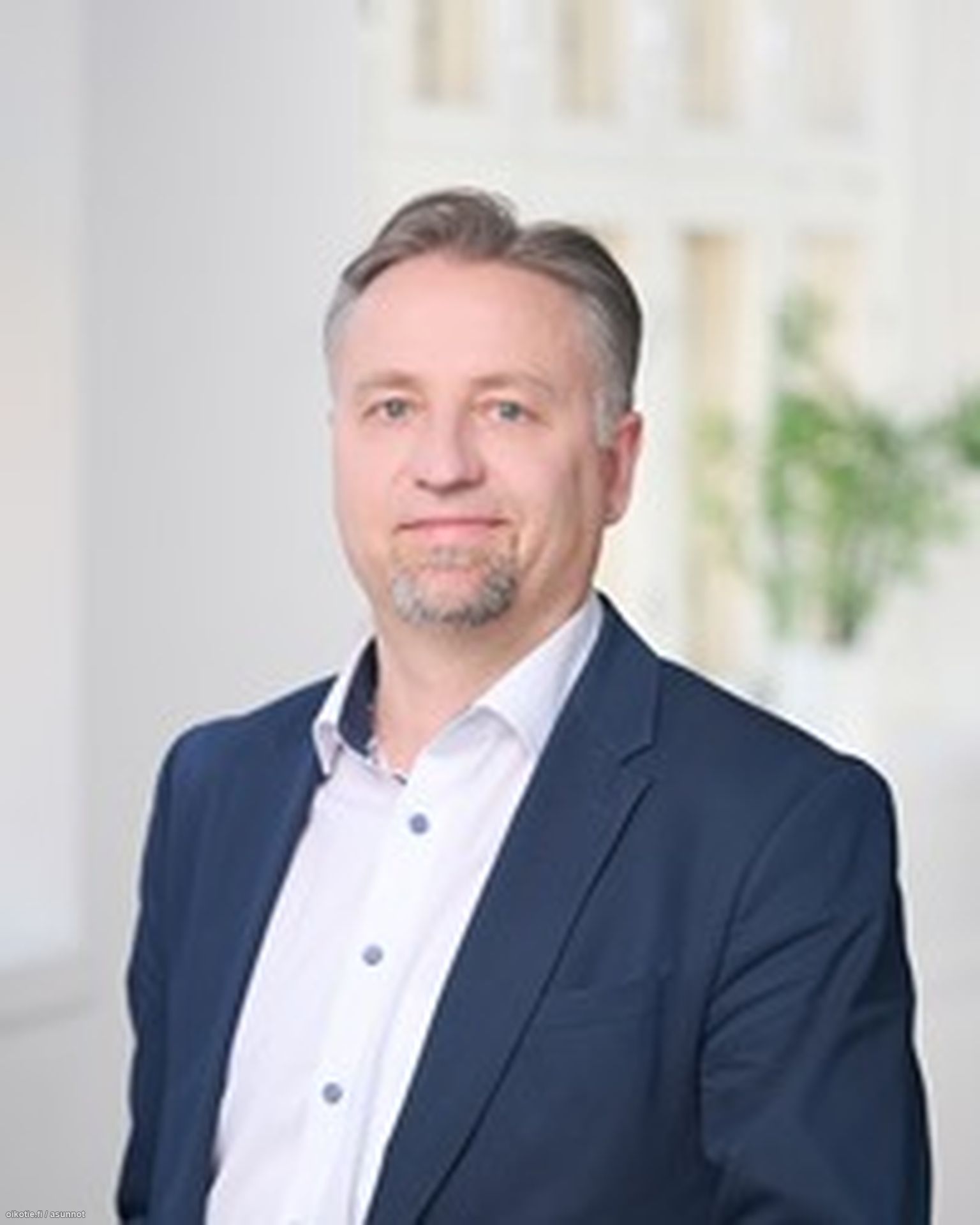 Timo Leppiniemi - OP Koti Uusimaa Oy LKV | Vantaa, Oikotie Asunnot